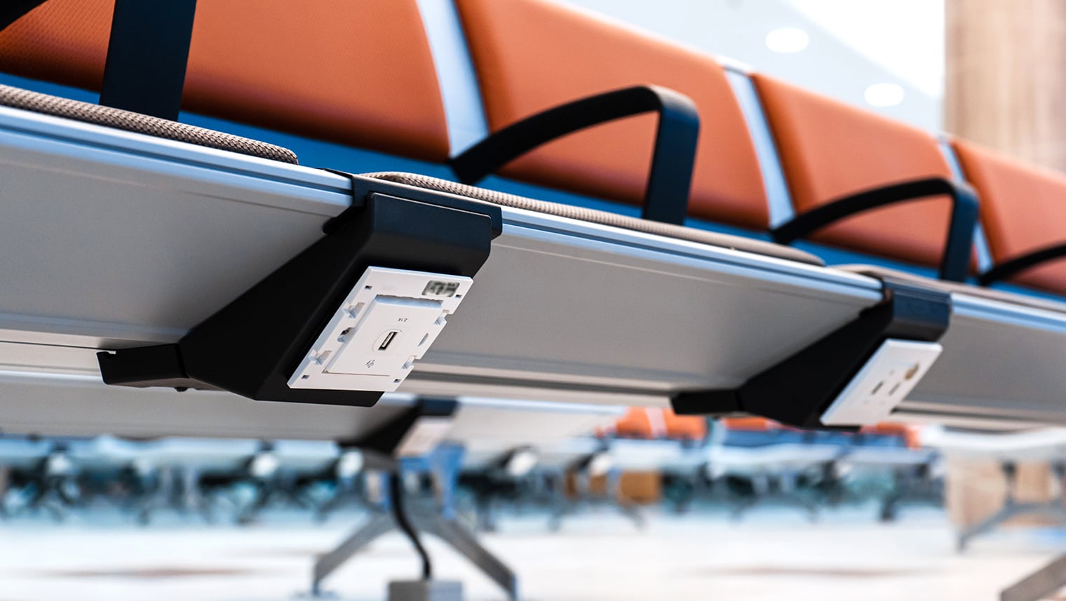 From commute to compromise: Guarding your data in public places